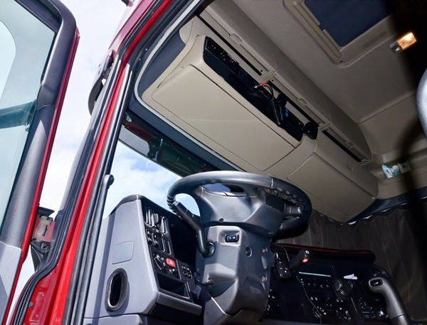 Tachigrafo camion: cos'è e come funziona | First Stop